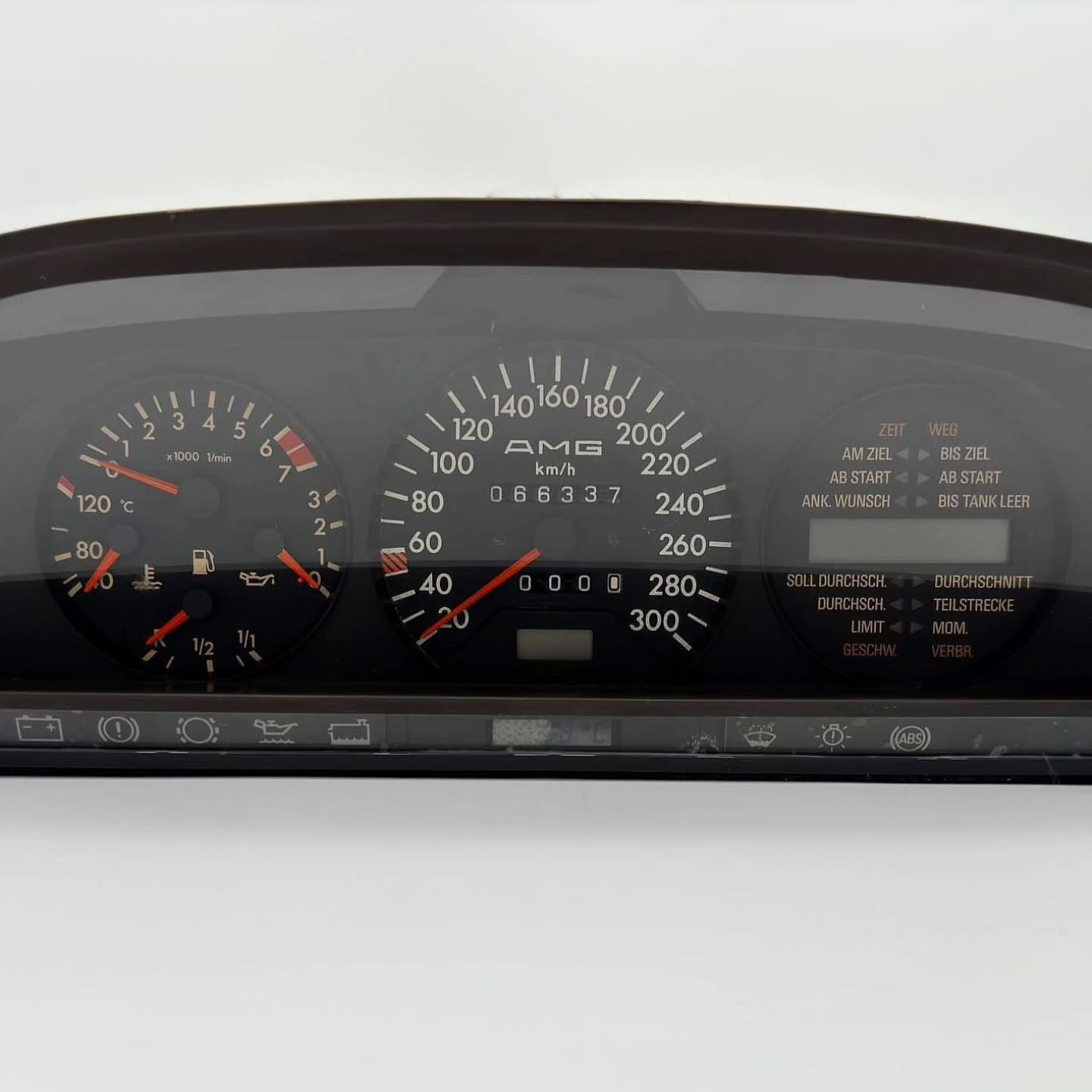 W126 / C126 AMG Instrument cluster with trip computer - Auto Vehicle Care